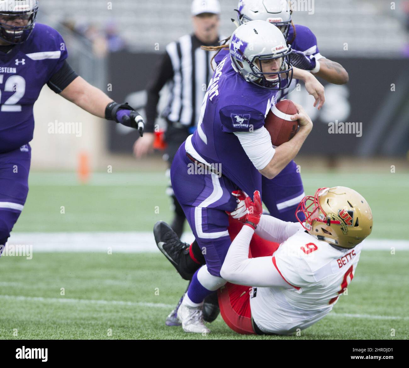 Laval Rouge et Or Mathieu Betts (9) sacks Western Mustangs quarterback ...