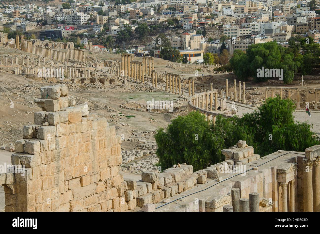 Columns of the cardo Maximus, Ancient Roman city of Gerasa of Antiquity ...
