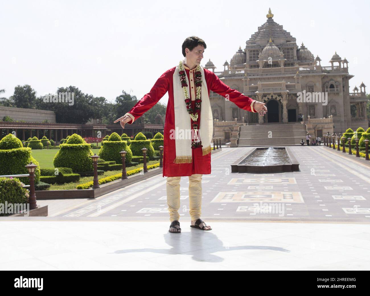 Prime Minister Justin Trudeau visits Swaminarayan Akshardham Temple in ...