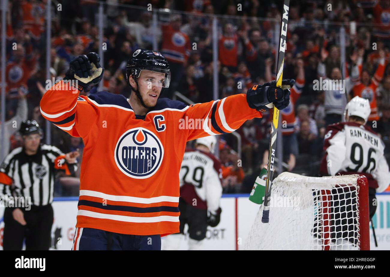 Edmonton Oilers' Connor McDavid celebrates scoring the game-winning ...