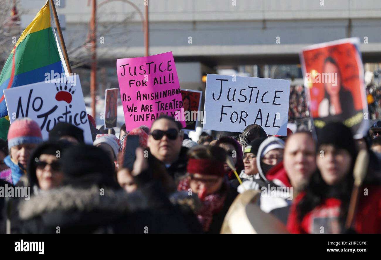 Family and supporters of Thelma Favel, Tina Fontaine's great-aunt and ...