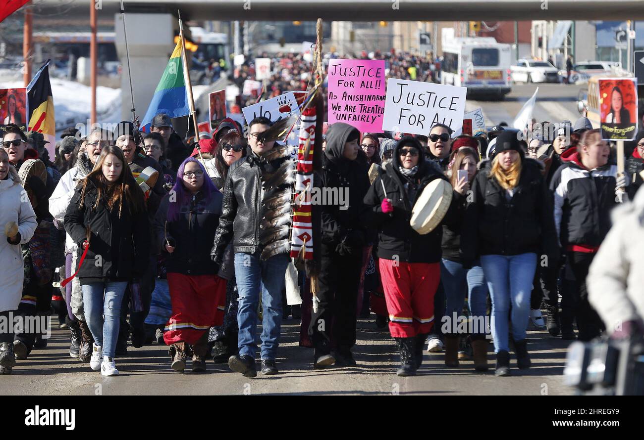 Family and supporters of Thelma Favel, Tina Fontaine's great-aunt and ...
