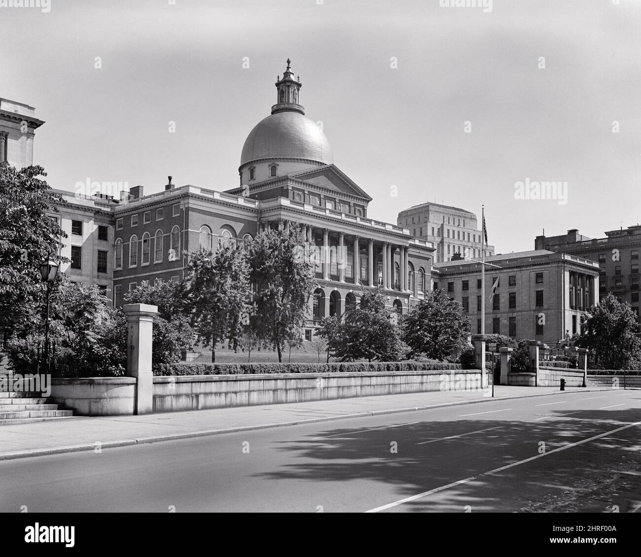 1950s THE STATE HOUSE DESIGNED BY CHARLES BULLFINCH ERECTED IN 1798 ...