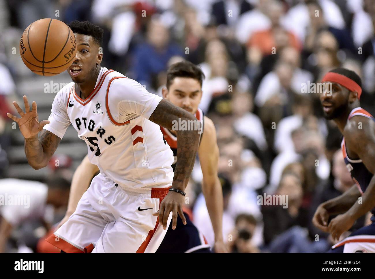 Toronto Raptors guard Delon Wright (55) steals the ball during first ...