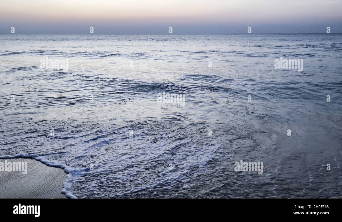 Beautiful seascape with the clear horizon Stock Photo - Alamy