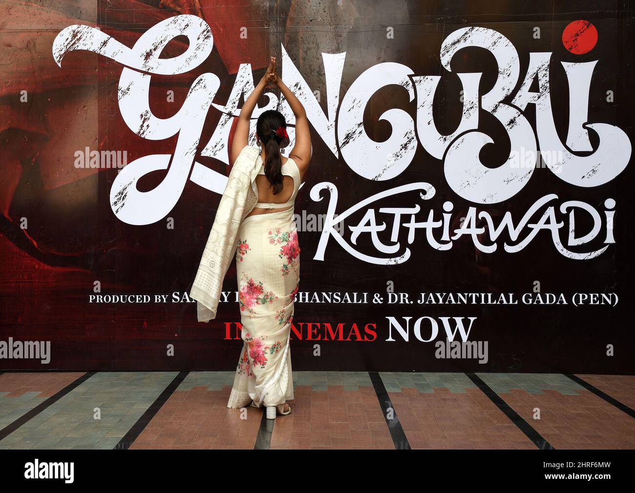 Mumbai, India. 25th Feb, 2022. Bollywood actress, Alia Bhatt poses for ...