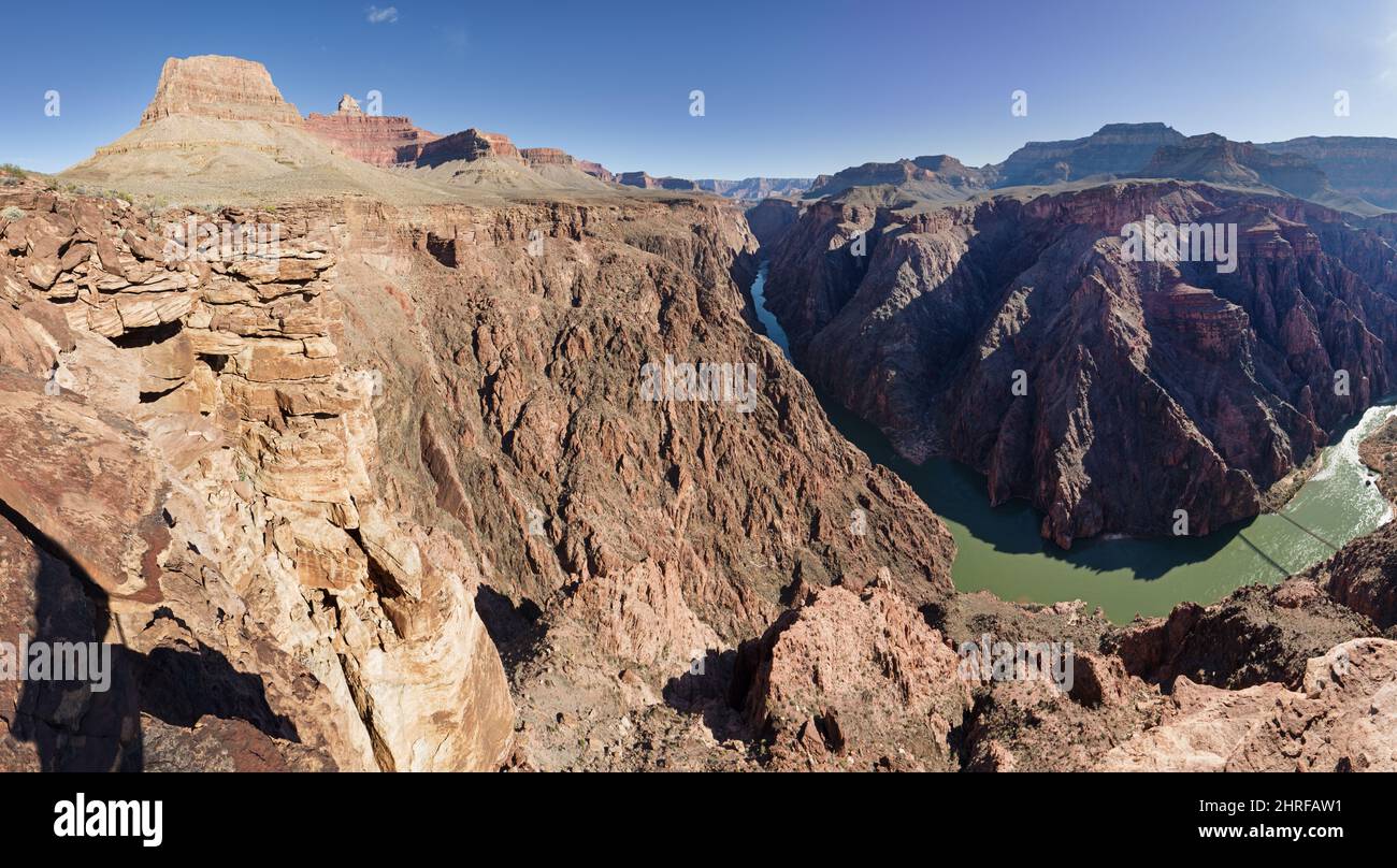 overlook of the Colorado River in the Grand Canyon from Tonto Plateau ...