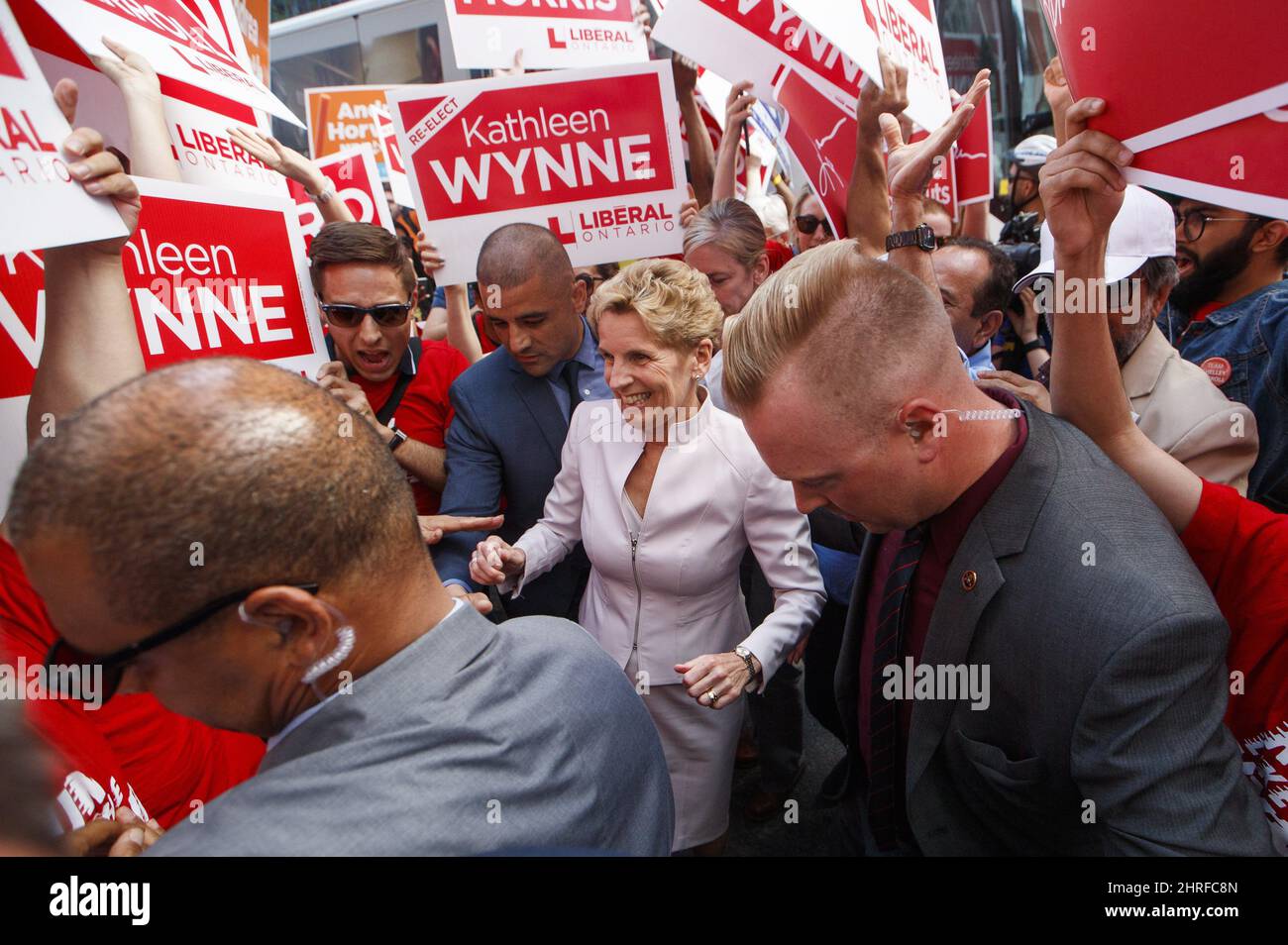 Ontario Liberal Leader Kathleen Wynne arrives ahead of the Ontario ...