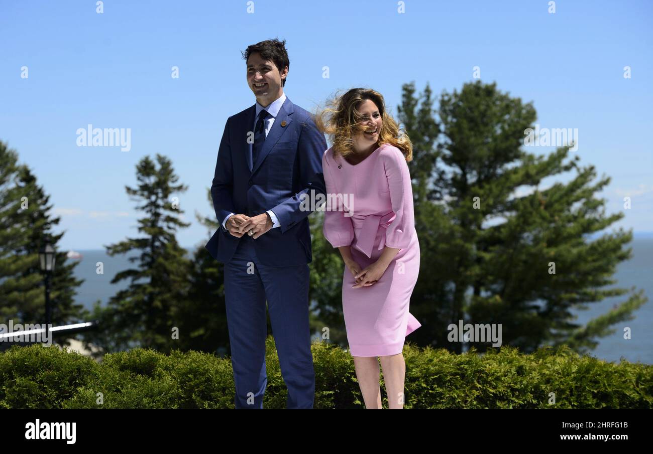 Prime Minister Justin Trudeau and wife Sophie Gregoire Trudeau wait to ...