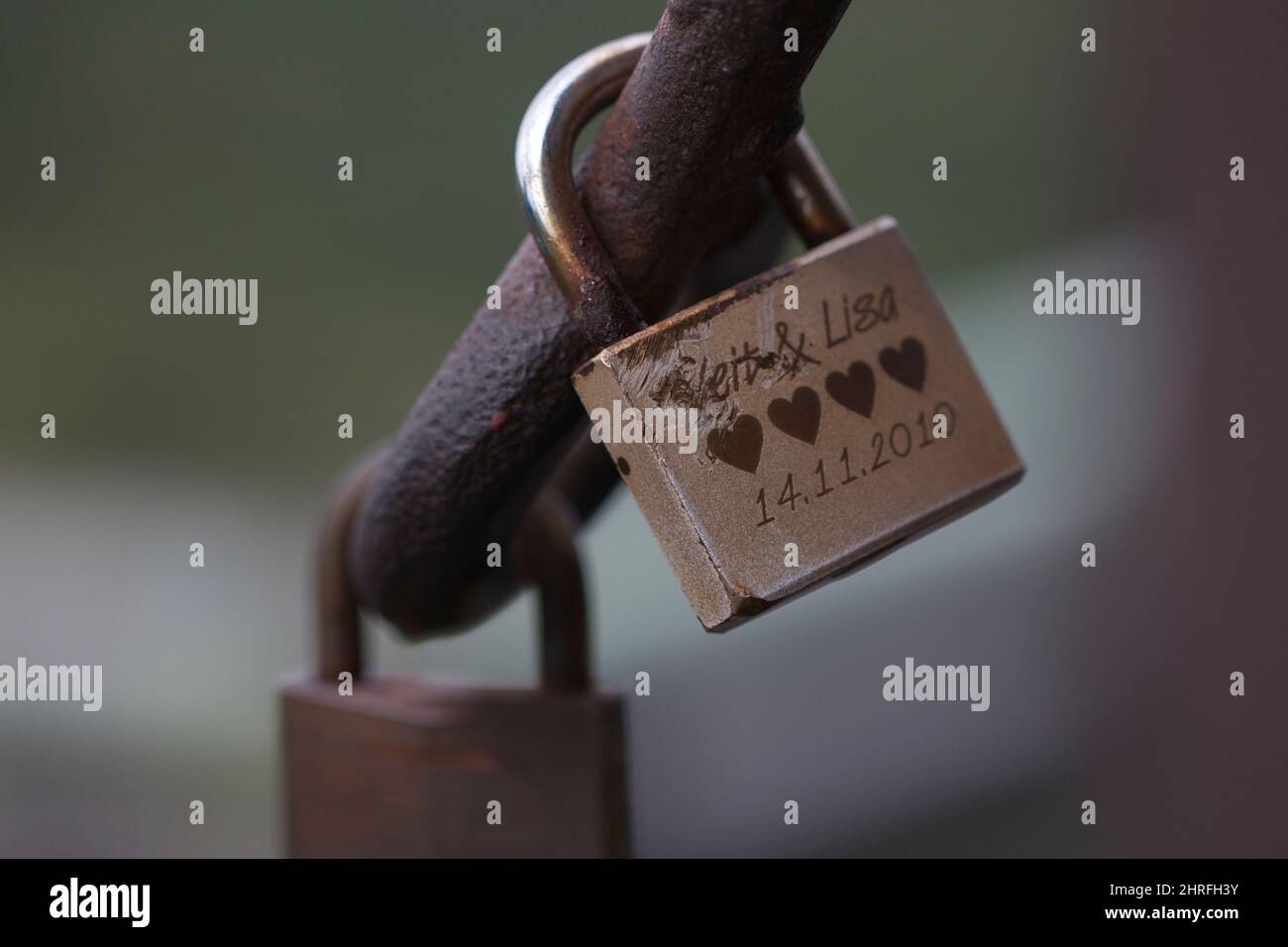 on this rusty bar lovers have buried themselves with a beautiful ...