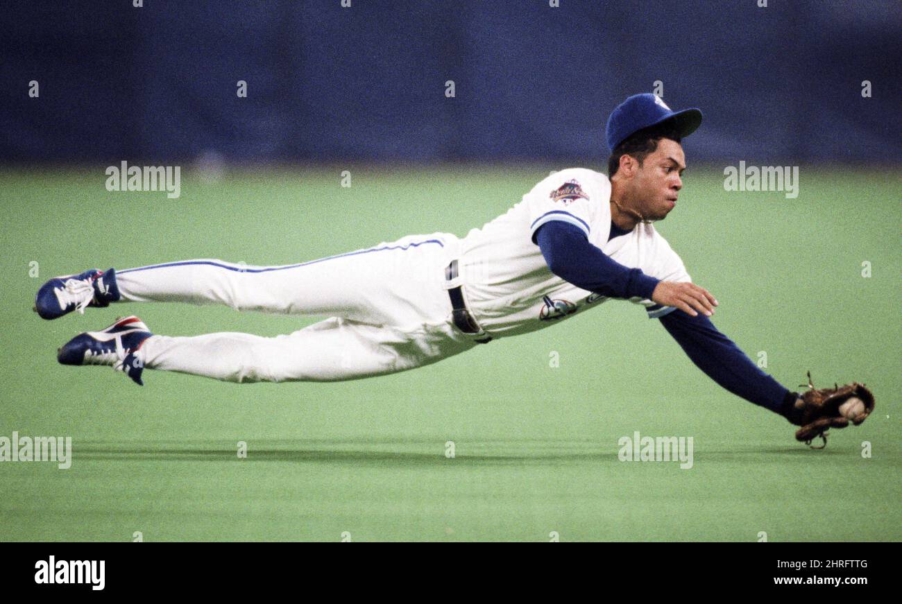 Toronto blue jays roberto alomar hi-res stock photography and images ...