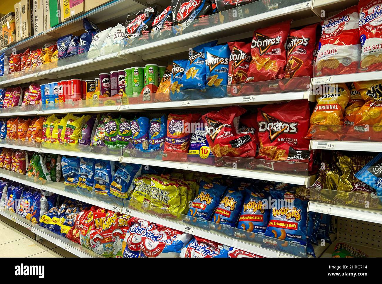 Multi packs of crisps hi-res stock photography and images - Alamy