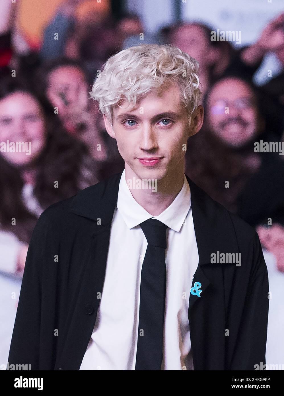 Signer and actor Troye Sivan poses for photographs on the red carpet ...
