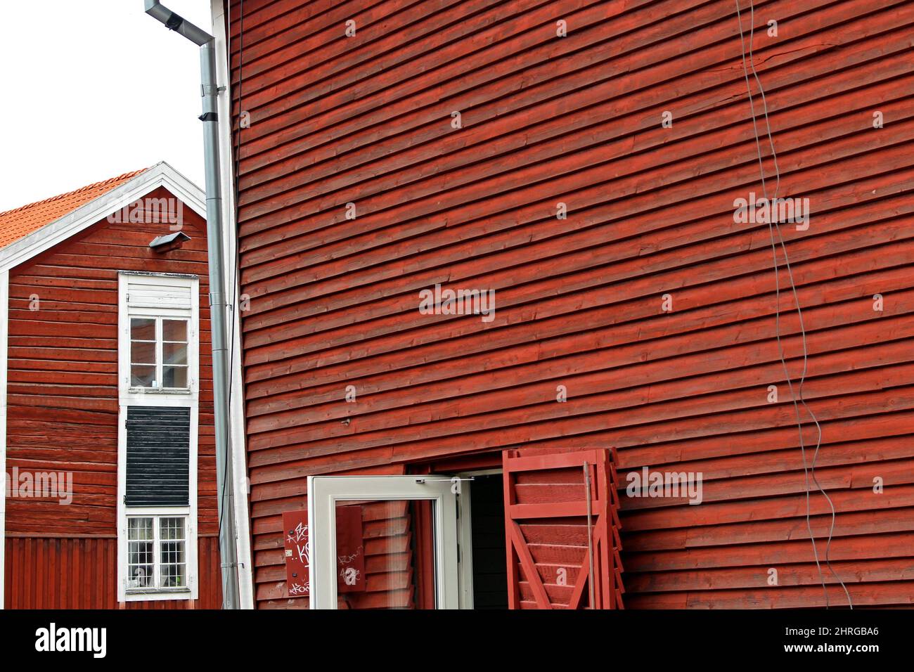 Traditional red building made of wood in Sweden Stock Photo - Alamy