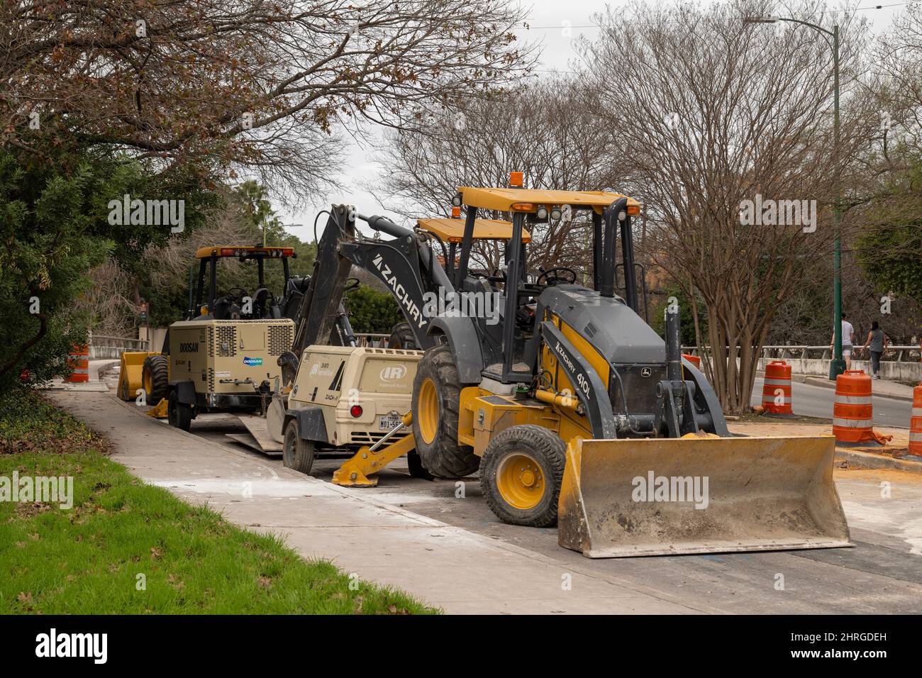 Back hoe loaders hi-res stock photography and images - Alamy
