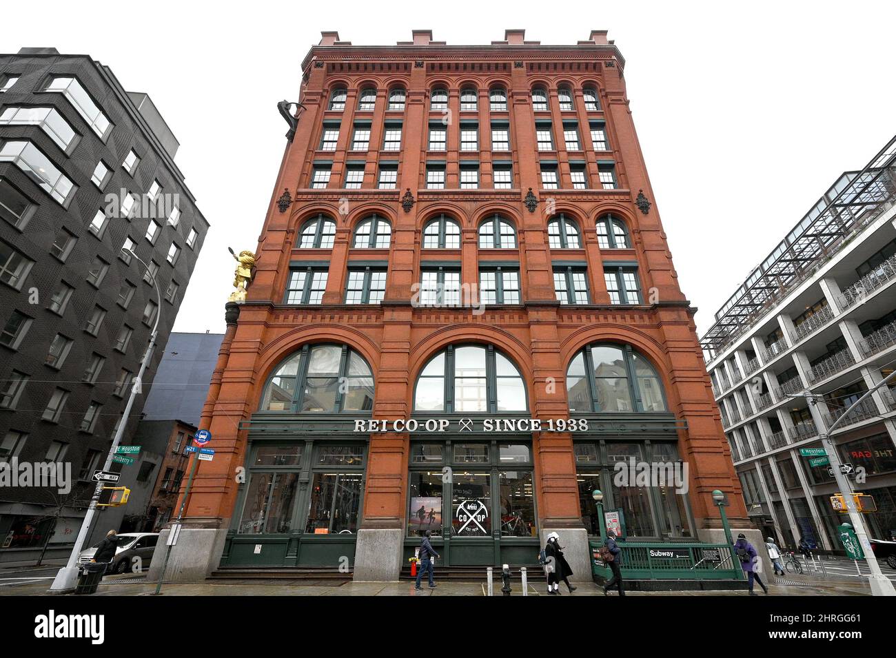 Rei soho hi-res stock photography and images - Alamy