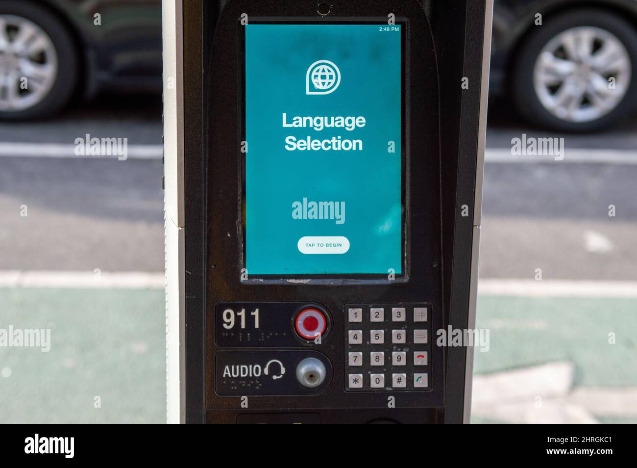 LinkNYC kiosk with multiple language options Stock Photo - Alamy