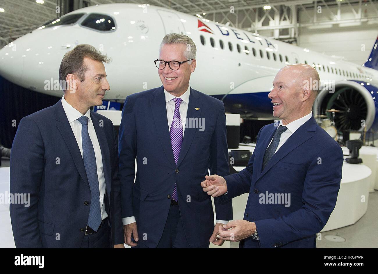 Delta a220 hi-res stock photography and images - Alamy