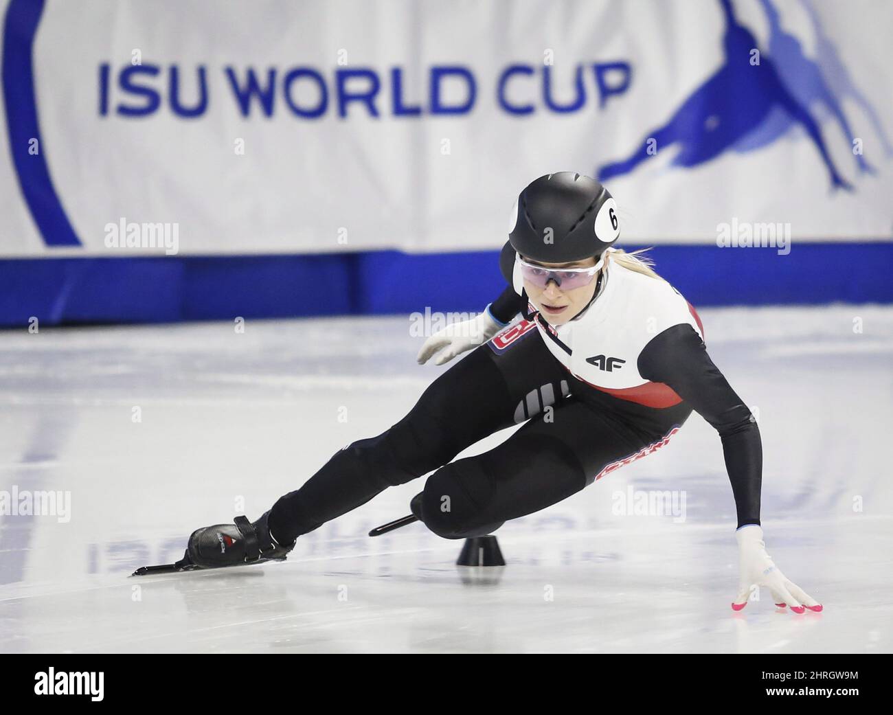 Polandâ€™s Natalia Maliszewska skates to victory during the women's 500 ...