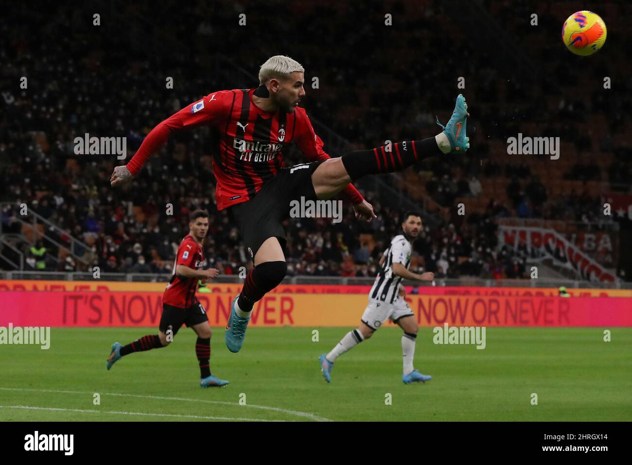 Theo hernandez ball hi-res stock photography and images - Alamy