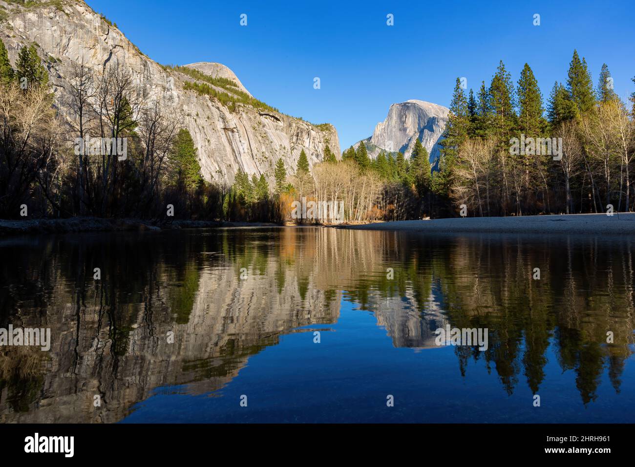 Sunny view of the half dome and merced river landscape of Yosemite ...