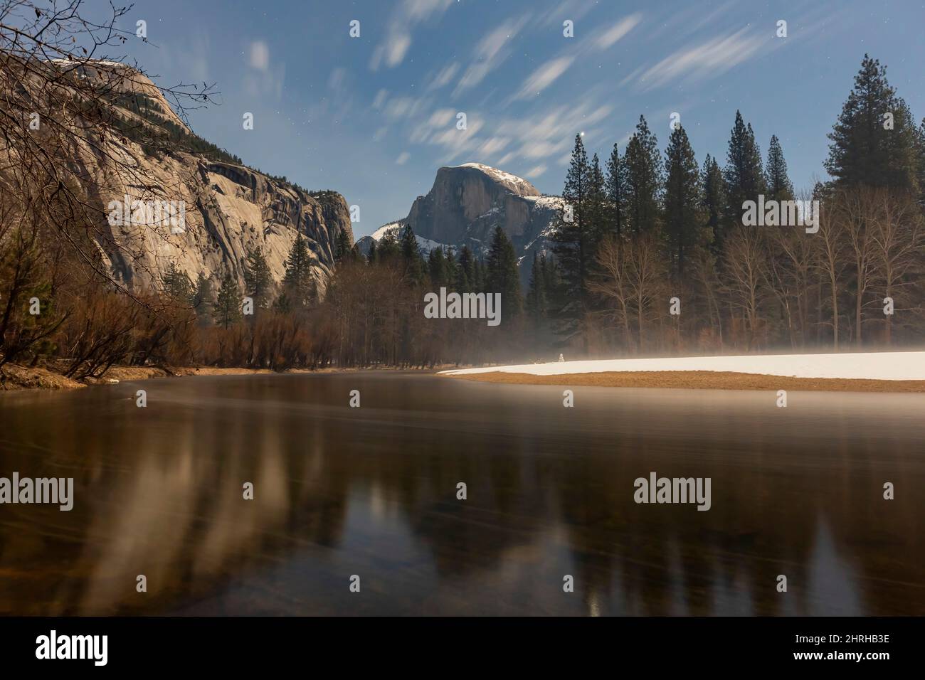 Night view of the half dome and merced river landscape of Yosemite ...