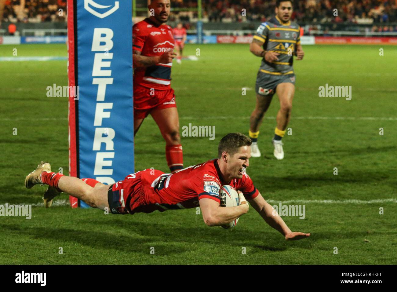 Matt Parcell #9 of Hull KR goes over for a try Stock Photo - Alamy