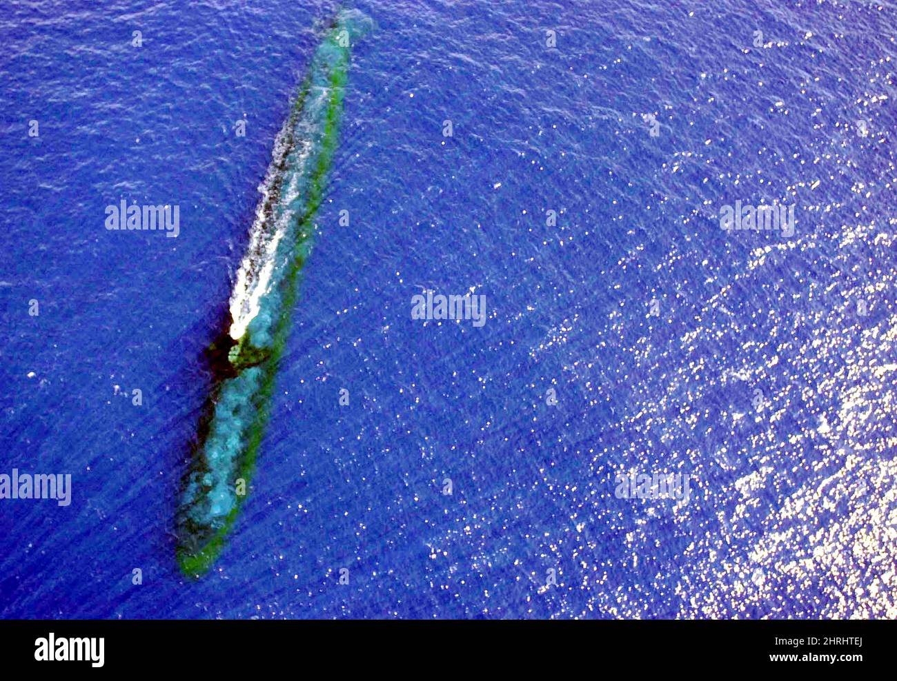 The U.S. Navy Los Angeles-class nuclear-powered fast-attack submarine ...