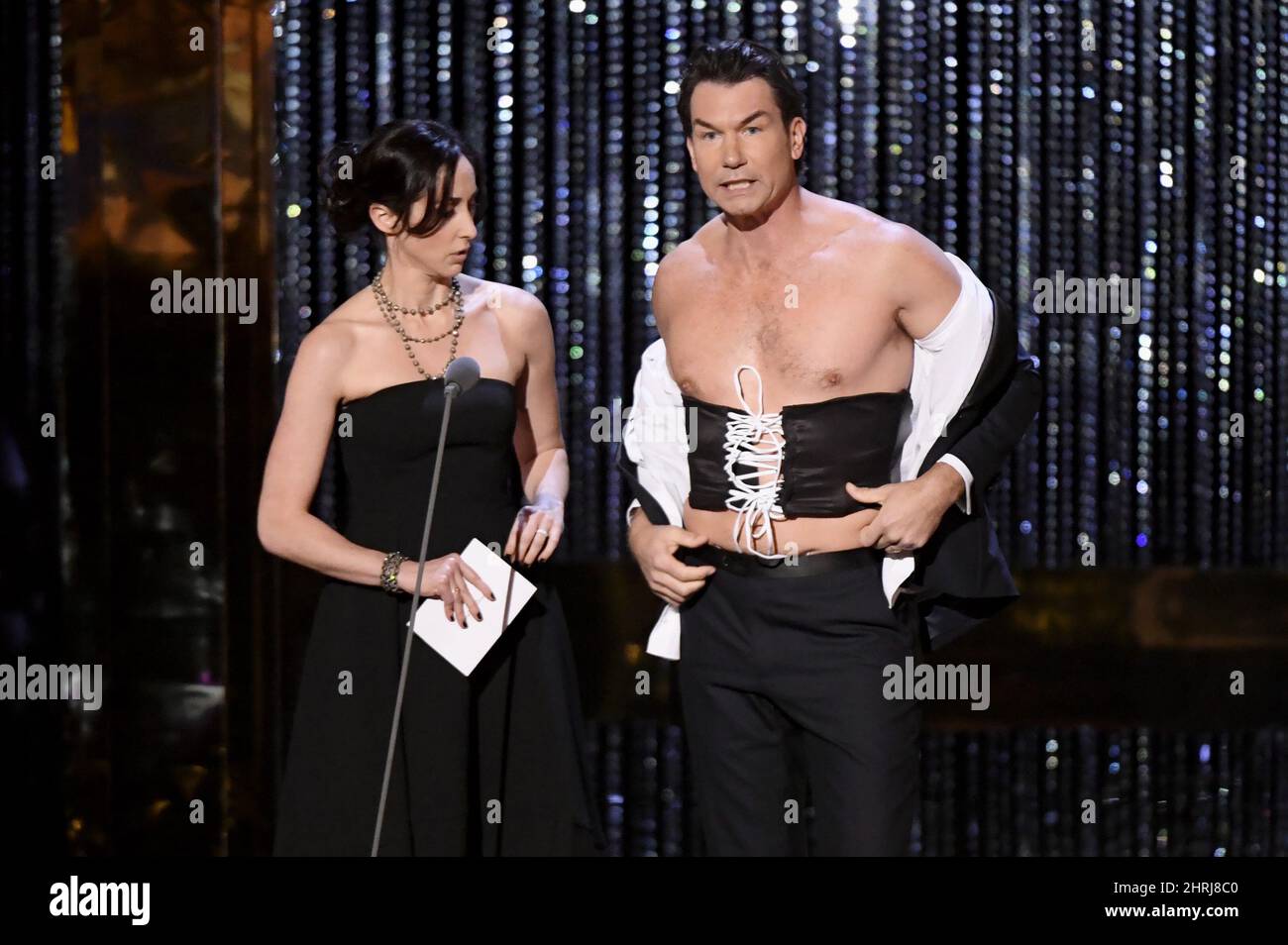 Catherine Reitman and Jerry O'Connell present an award at the Canadian ...
