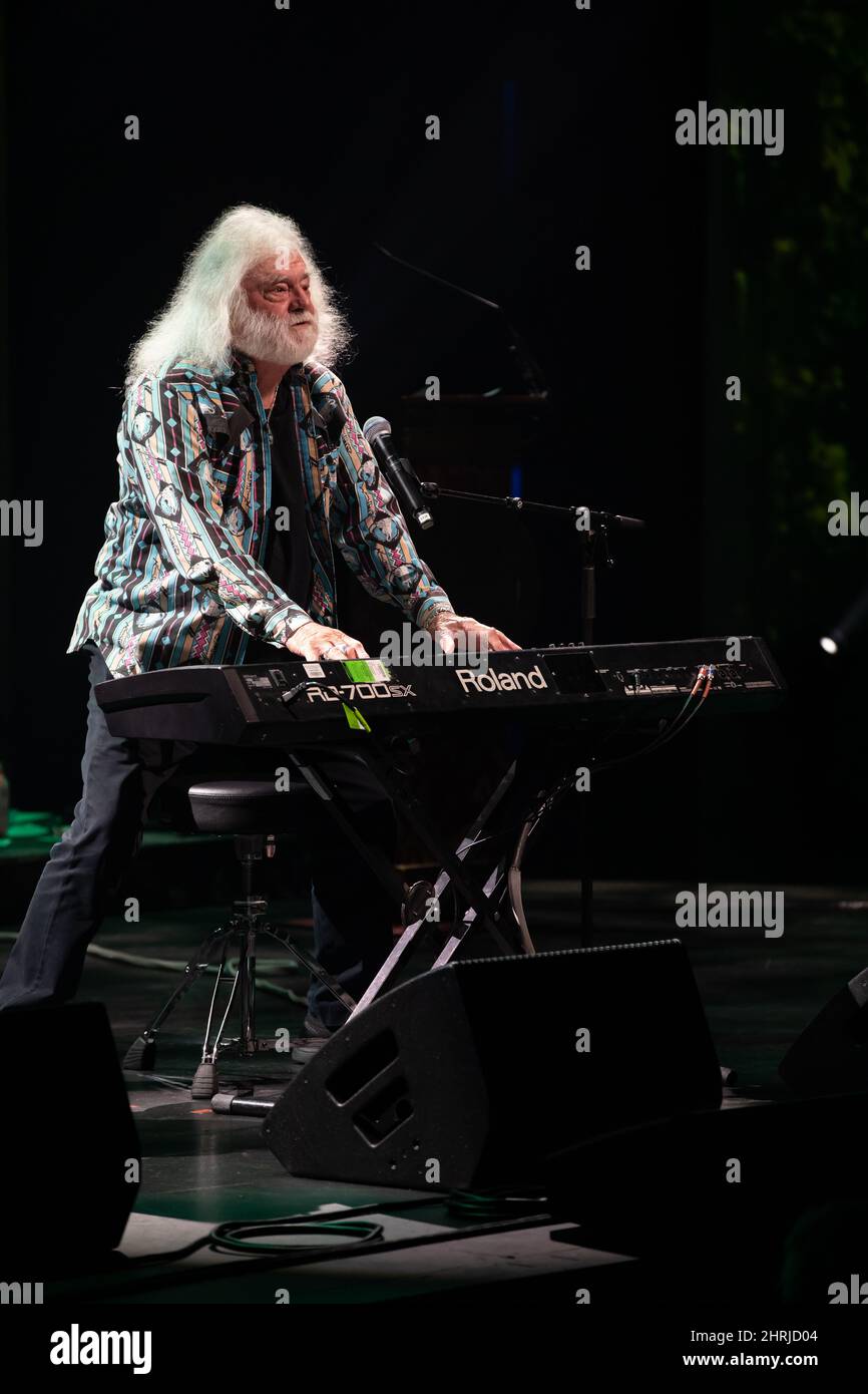 Brian Cadd Australian singer songwriter perfoming in Cairns, Queensland ...