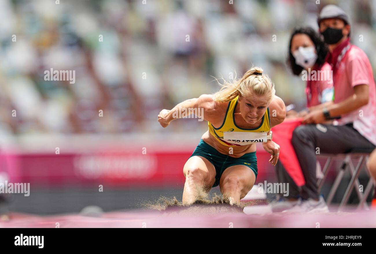 Brooke stratton long jump hi-res stock photography and images - Alamy