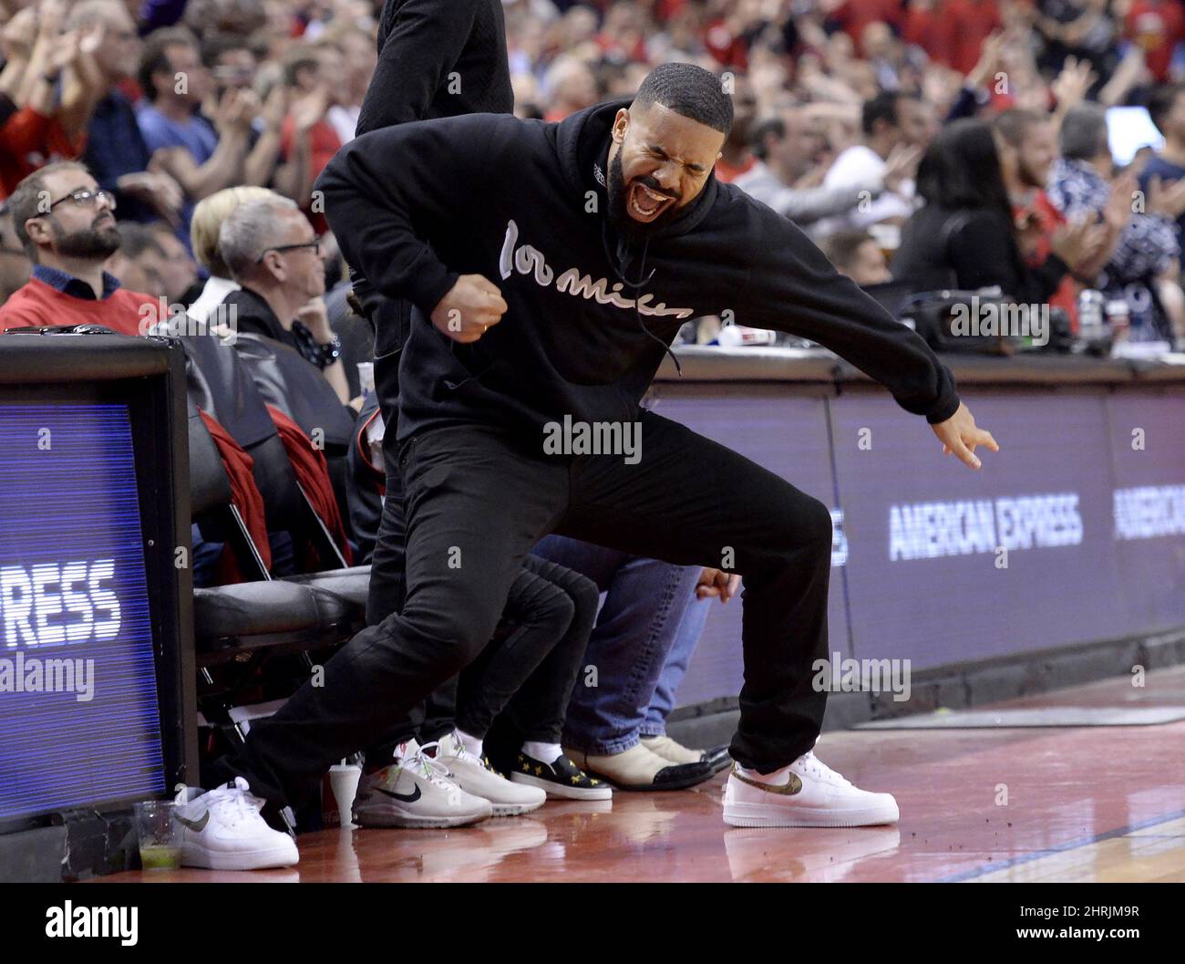 Drake reacts to a three point basket courtside during second half NBA ...