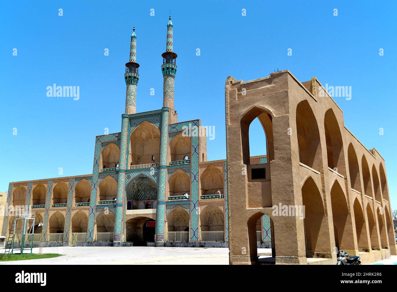 Persian architecture, beautiful blue minarets and vaults of Amir ...
