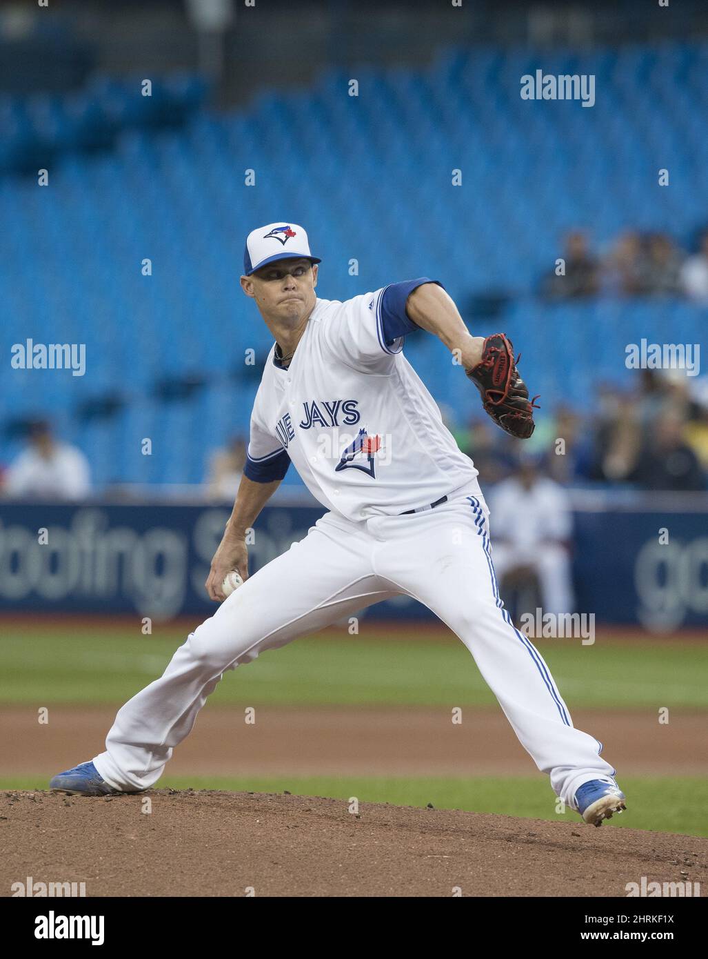 Toronto Blue Jays starting pitcher Clay Buchholz throws against the ...