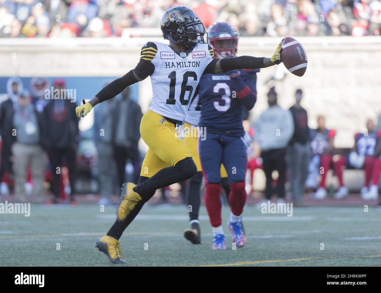 Hamilton Tiger-Cats' Brandon Banks runs in for a touchdown during ...