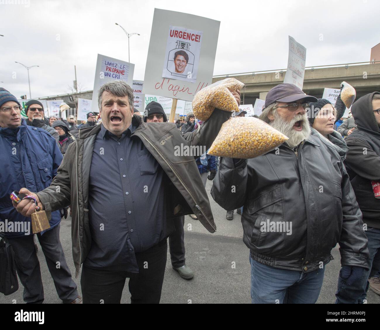Farmers protest the ongoing CN Rail strike in front of the riding ...
