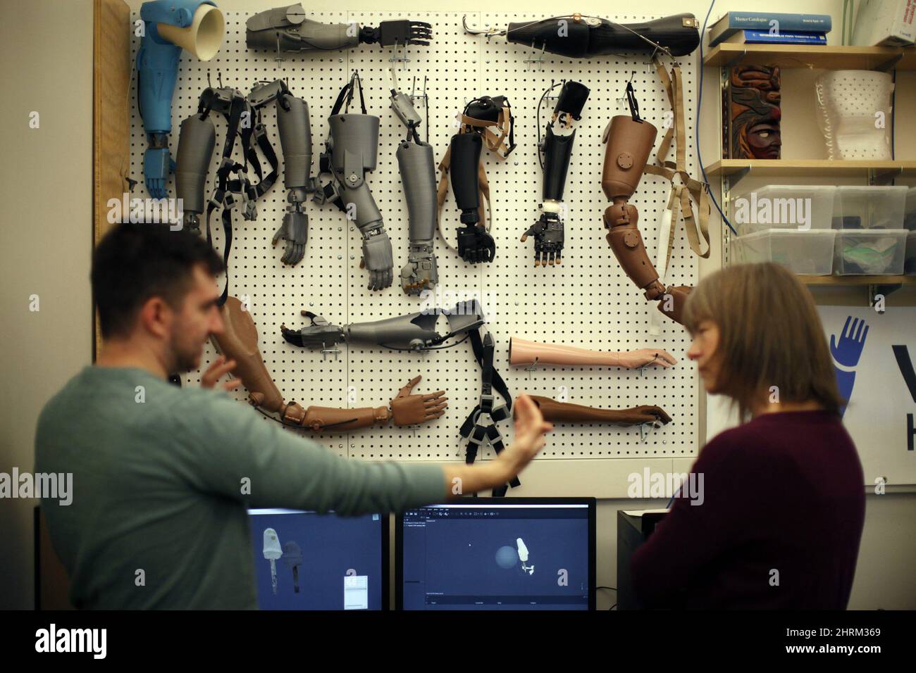 Biomedical student Derek Bell, talks with Anne Tolson about creating ...