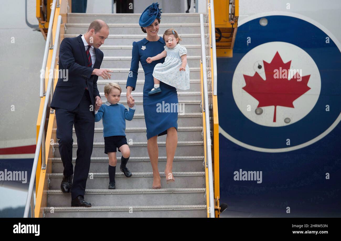 The Duke and Duchess of Cambridge and their children Prince George and ...