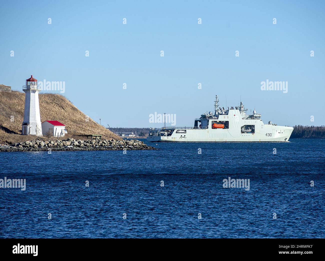 The future HMCS Harry DeWolf, the navy's first Arctic and offshore ...