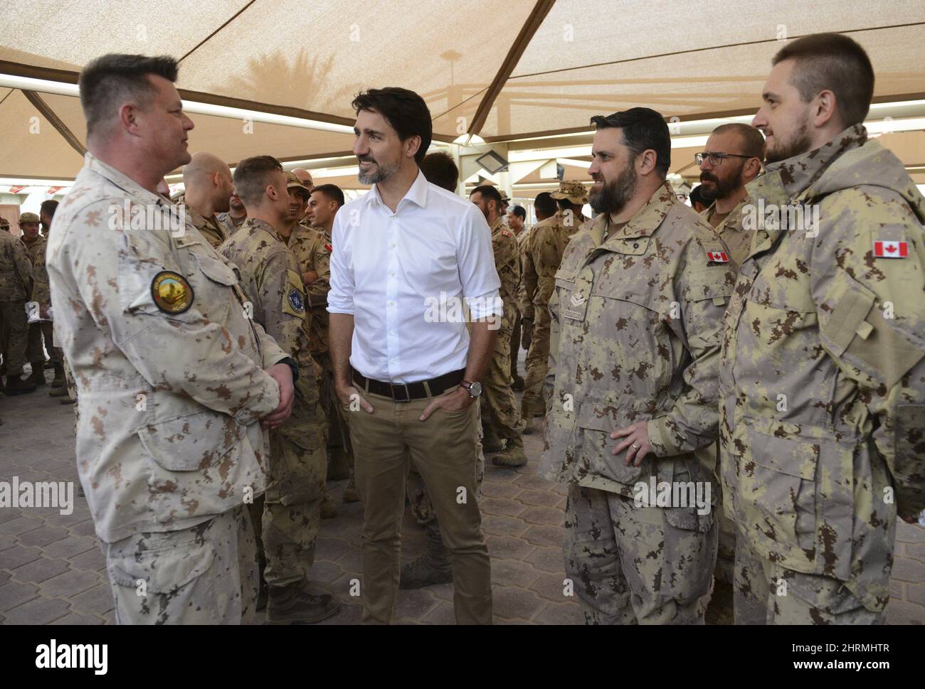 Prime Minister Justin Trudeau visits with Canadian troops at Camp ...
