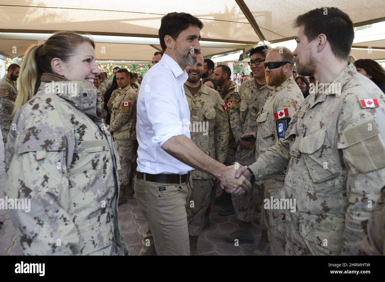 Prime Minister Justin Trudeau visits with Canadian troops at Camp ...