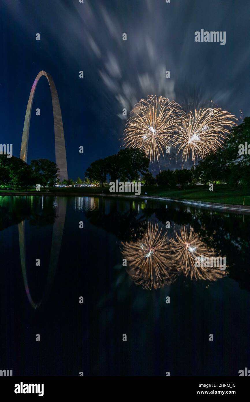 St. Louis Missouri Gateway Arch Skyline Fourth of July July 4th ...