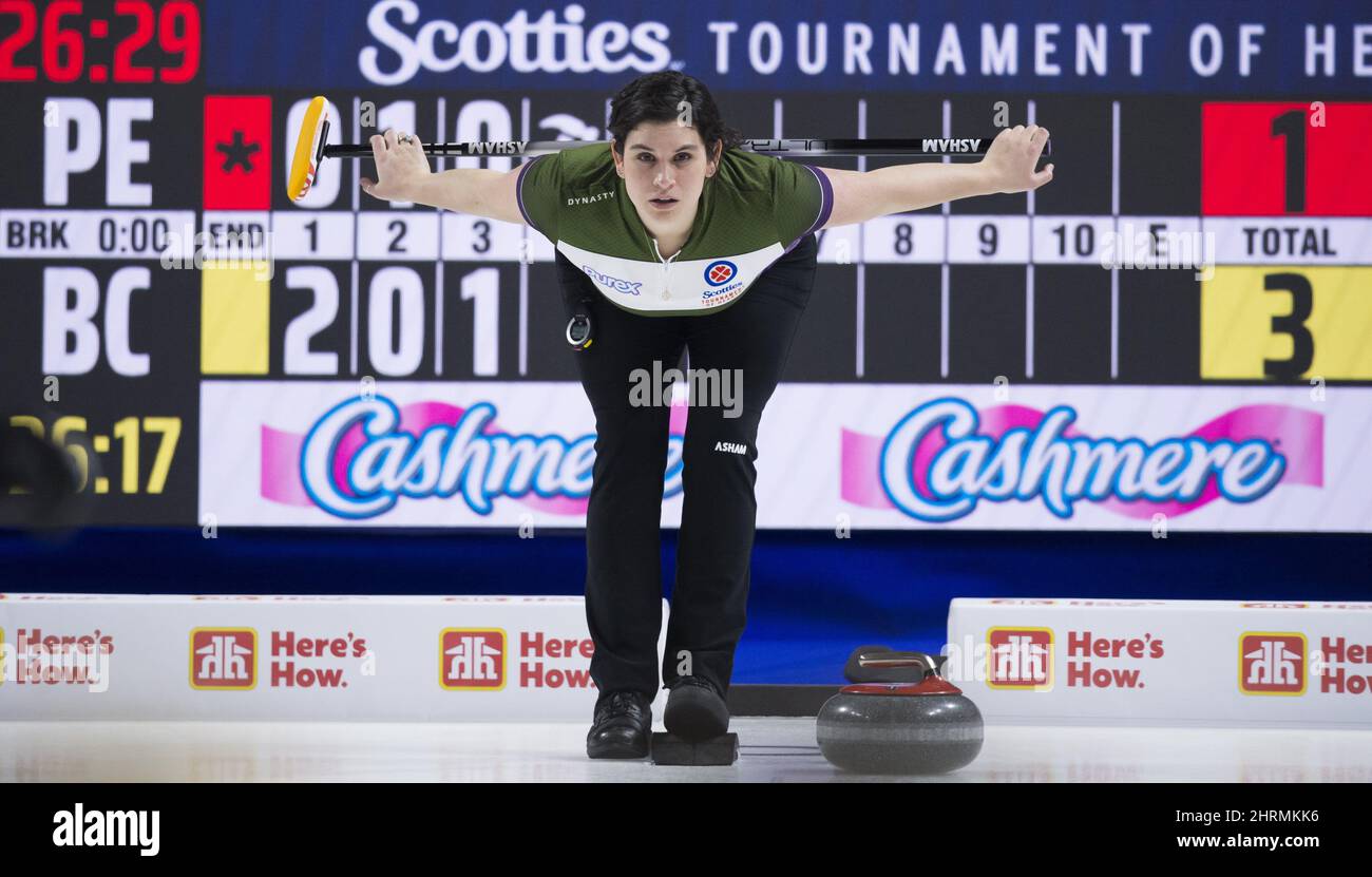 P.E.I. lead Michelle McQuaid is seen during draw 1 against British ...