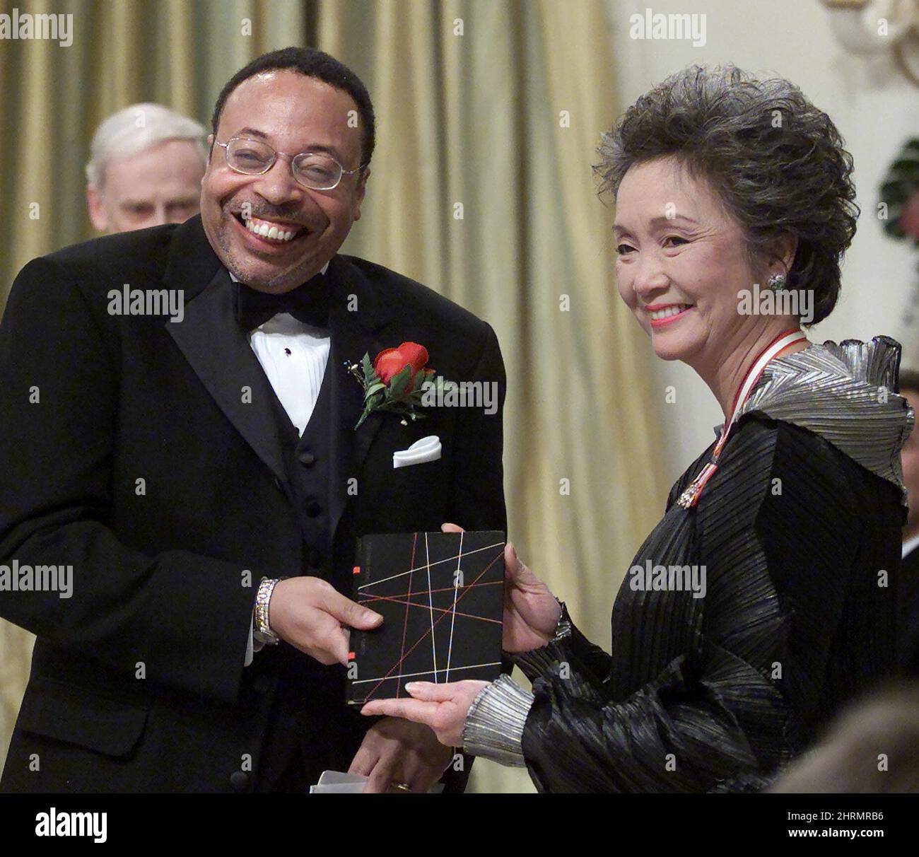 Governor General Adrienne Clarkson presents the Governor General's ...