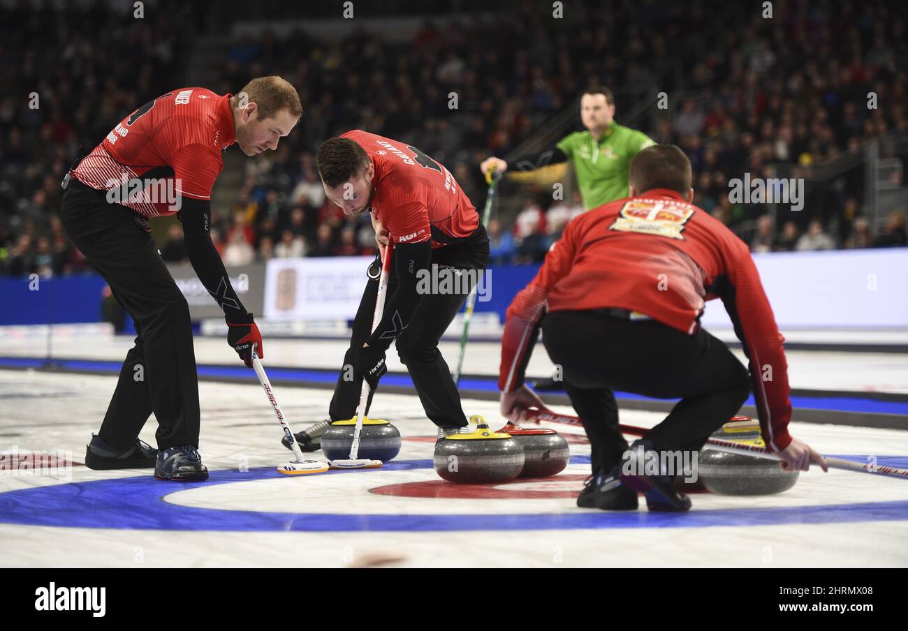 Team Newfoundland lead Geoff Walker, left, and second Brett Gallant ...