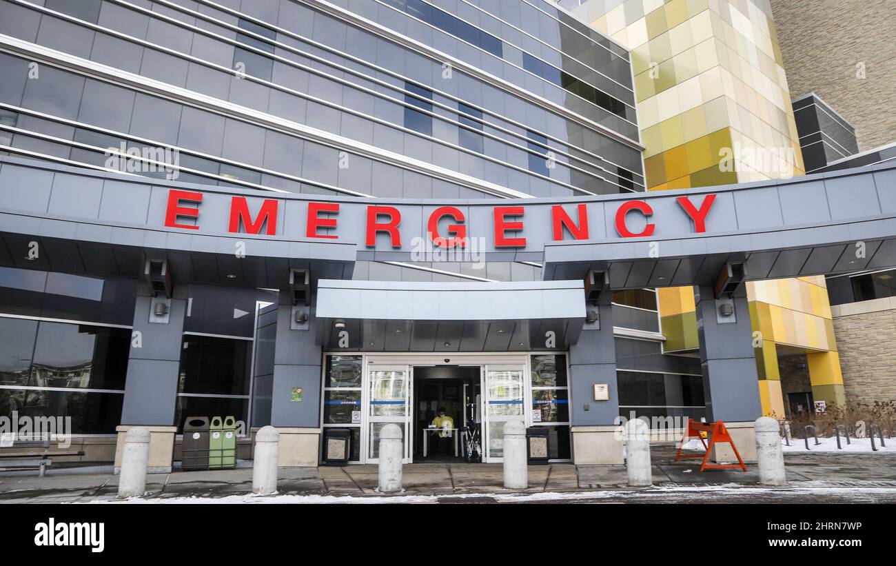 Acute general hospital hi-res stock photography and images - Alamy