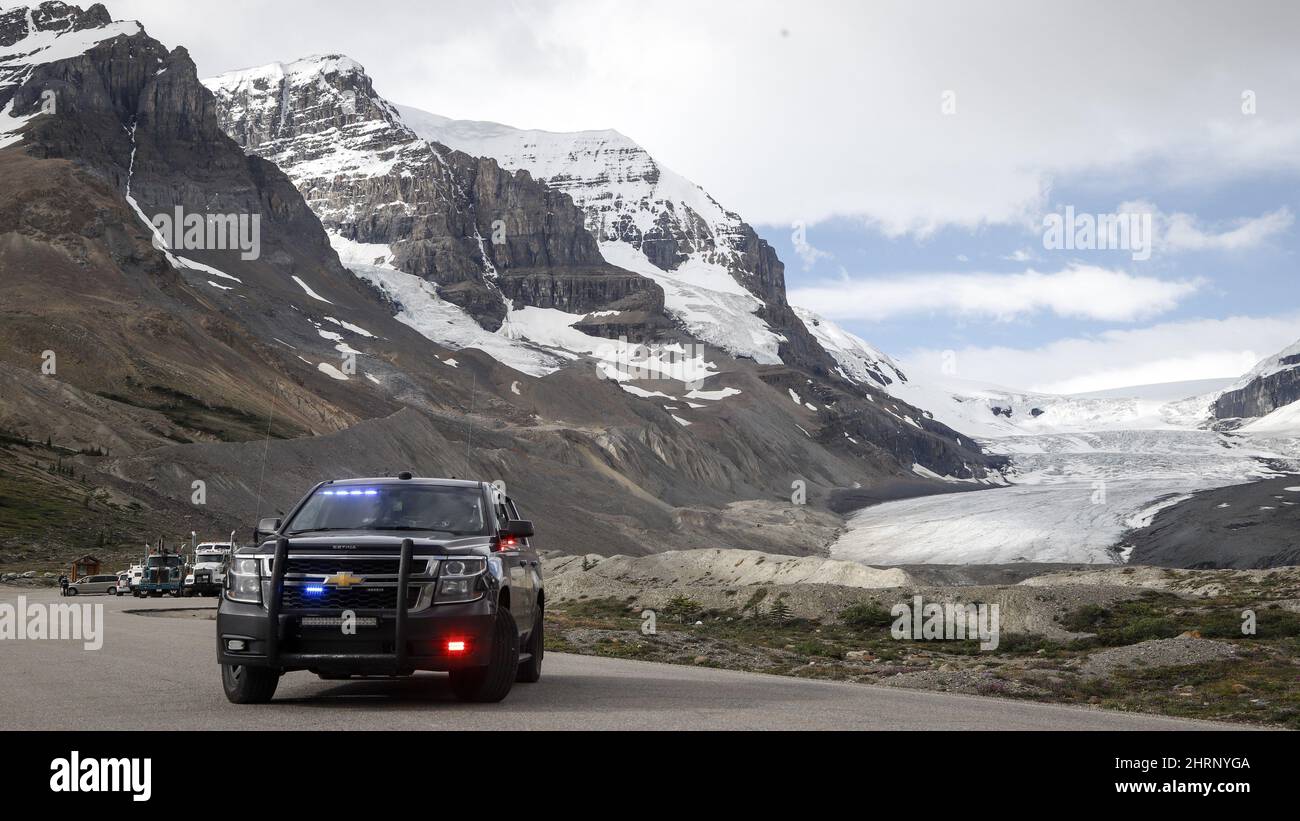 RCMP attend the scene of a sightseeing bus rollover at the Columbia ...