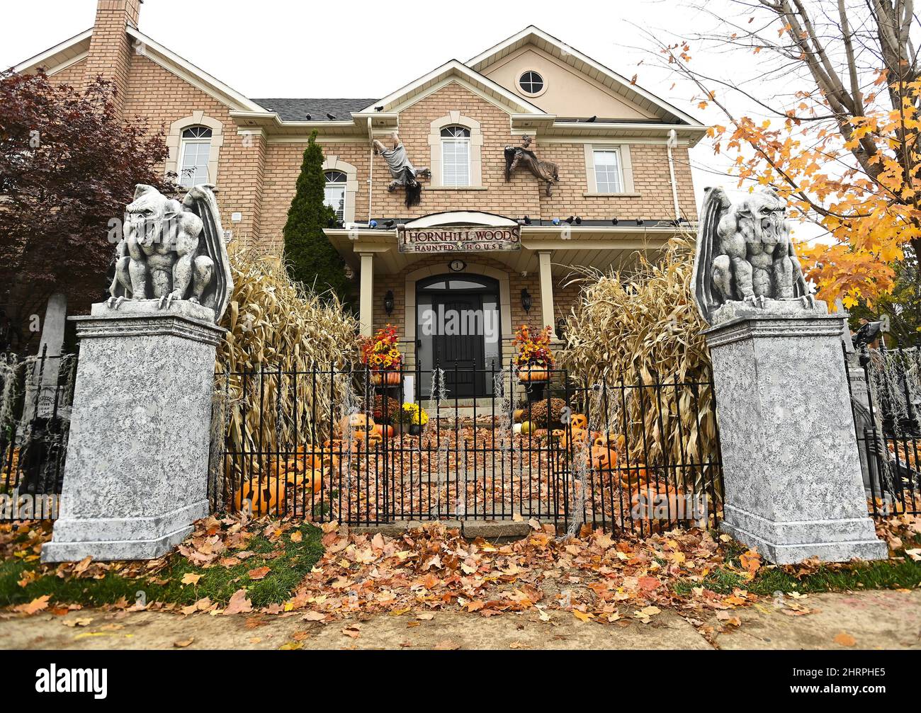 The front entrance to the Thornhill Woods Halloween haunted house ...