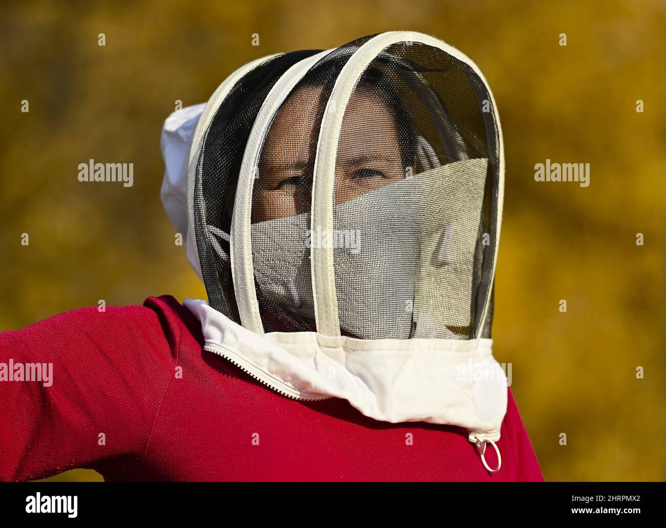 Christine Rosehart who is pro mask reacts as people gather to protest ...