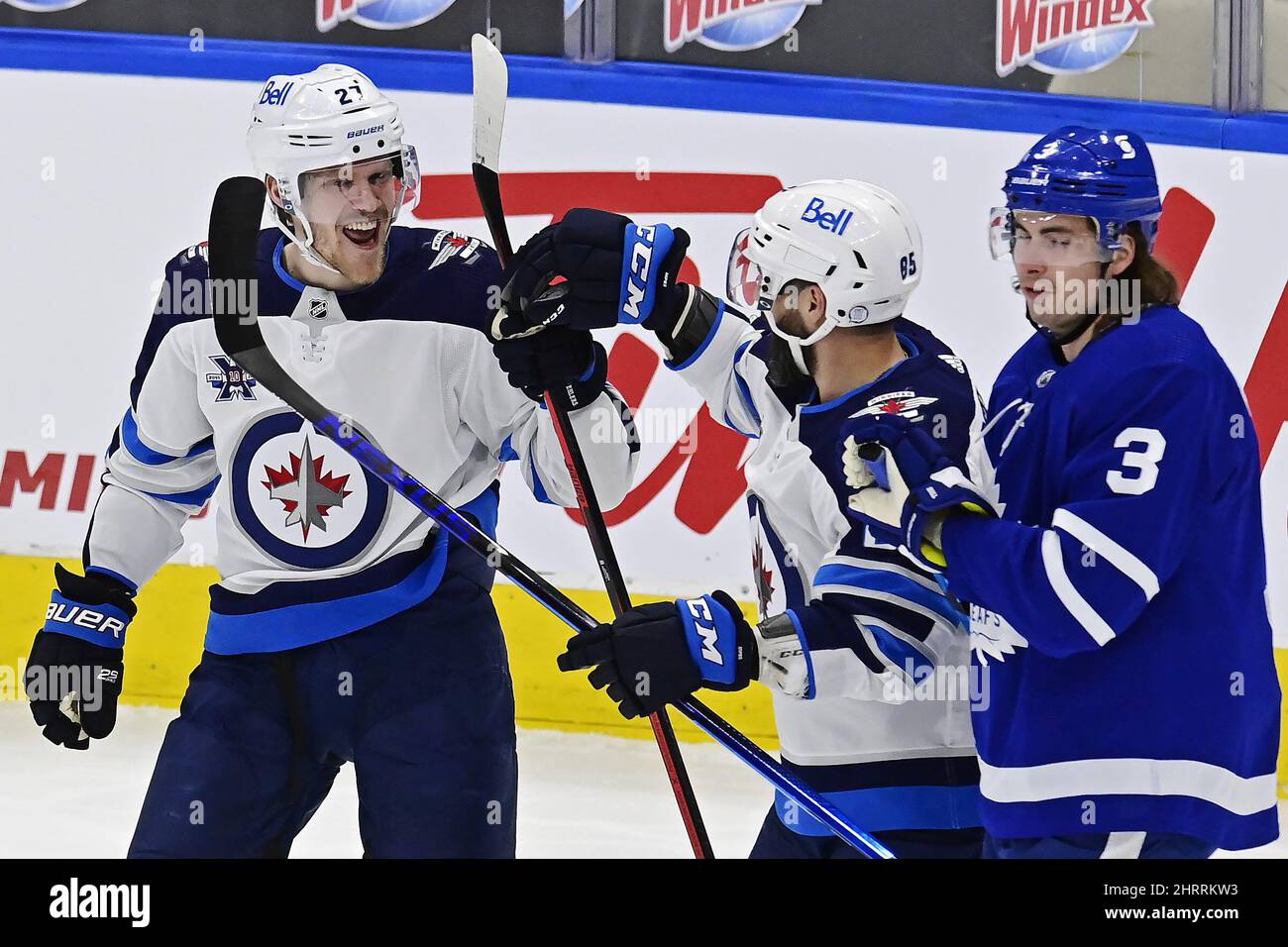 Winnipeg Jets' Nikolaj Ehlers (27) celebrates his goal against the ...